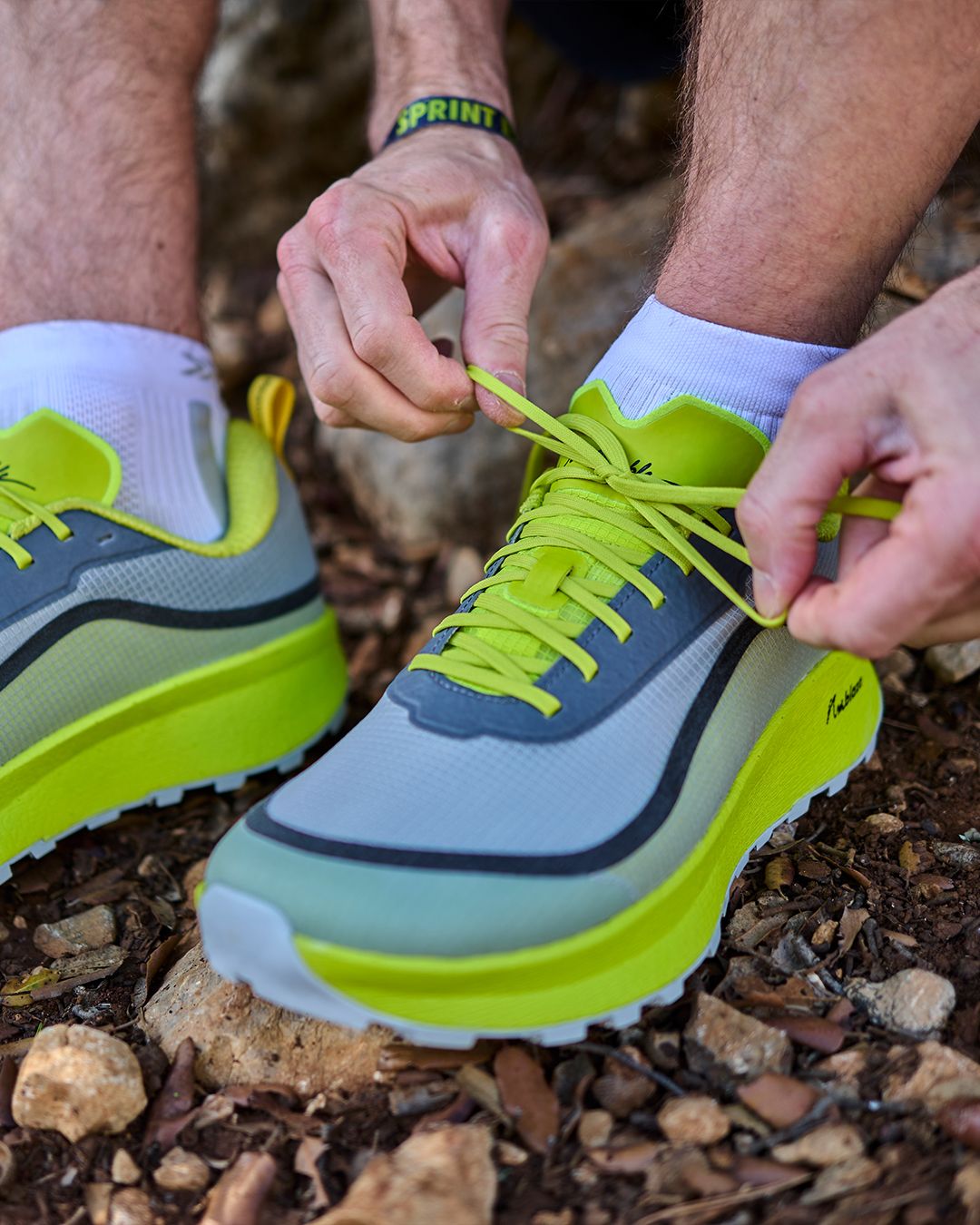 Trail Addict Flow yellow-gray | Trail Running Shoes Men | Joe-Nimble